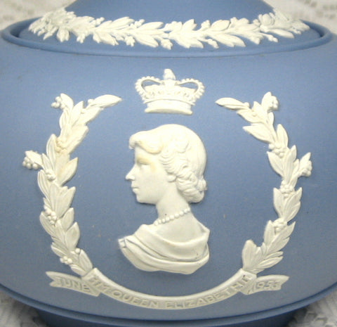 Teapot Queen Elizabeth II Coronation Wedgwood Blue Jasper 1953 Royal M – Antiques And Teacups