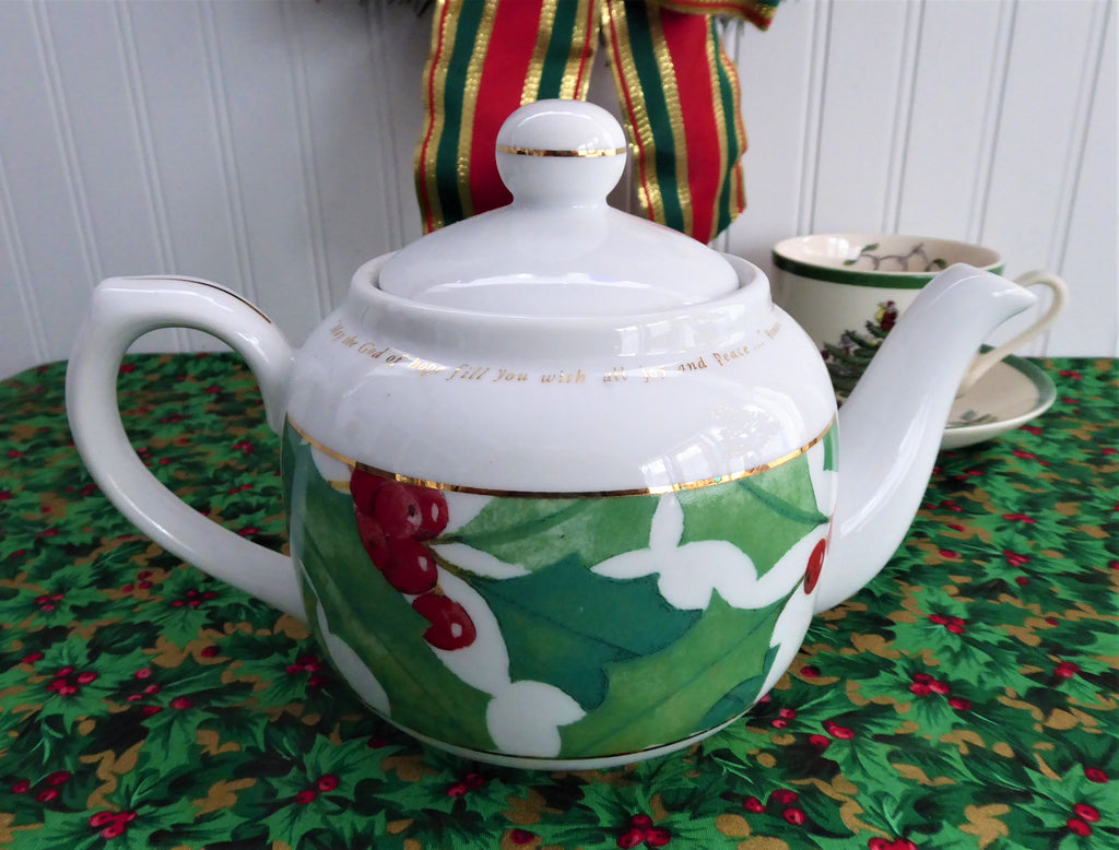 Holly Teapot Christmas Scripture Romans 15:13 Dayspring 22 Ounce Tea P ...